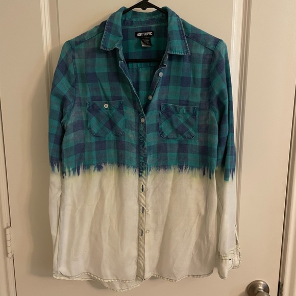 Hot Topic | Tops | Hot Topic Faded Flannel Size Medium Blue Green And ...